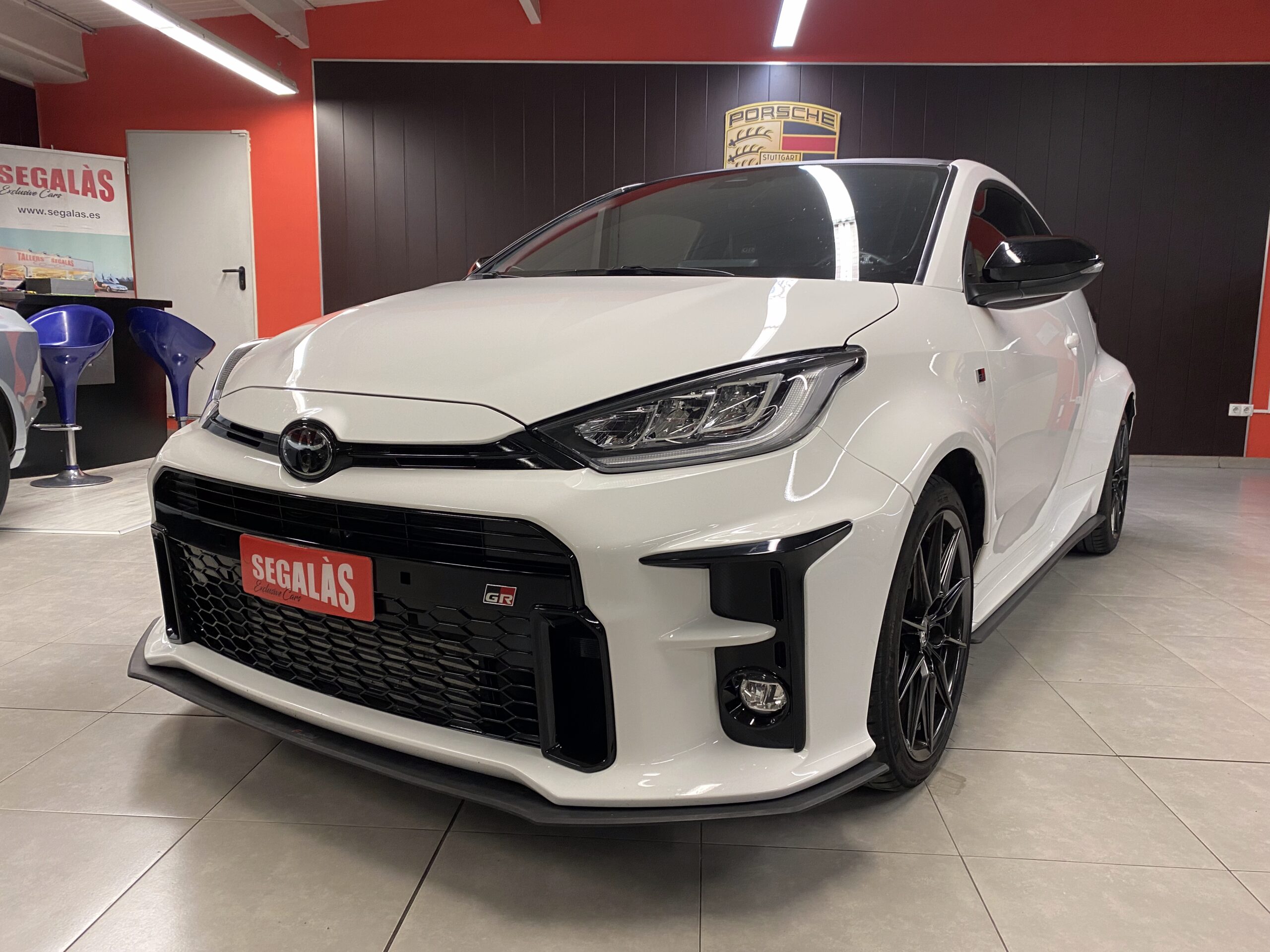 TOYOTA YARIS GR RZ Circuit Pack | Segalàs Exclusive Cars